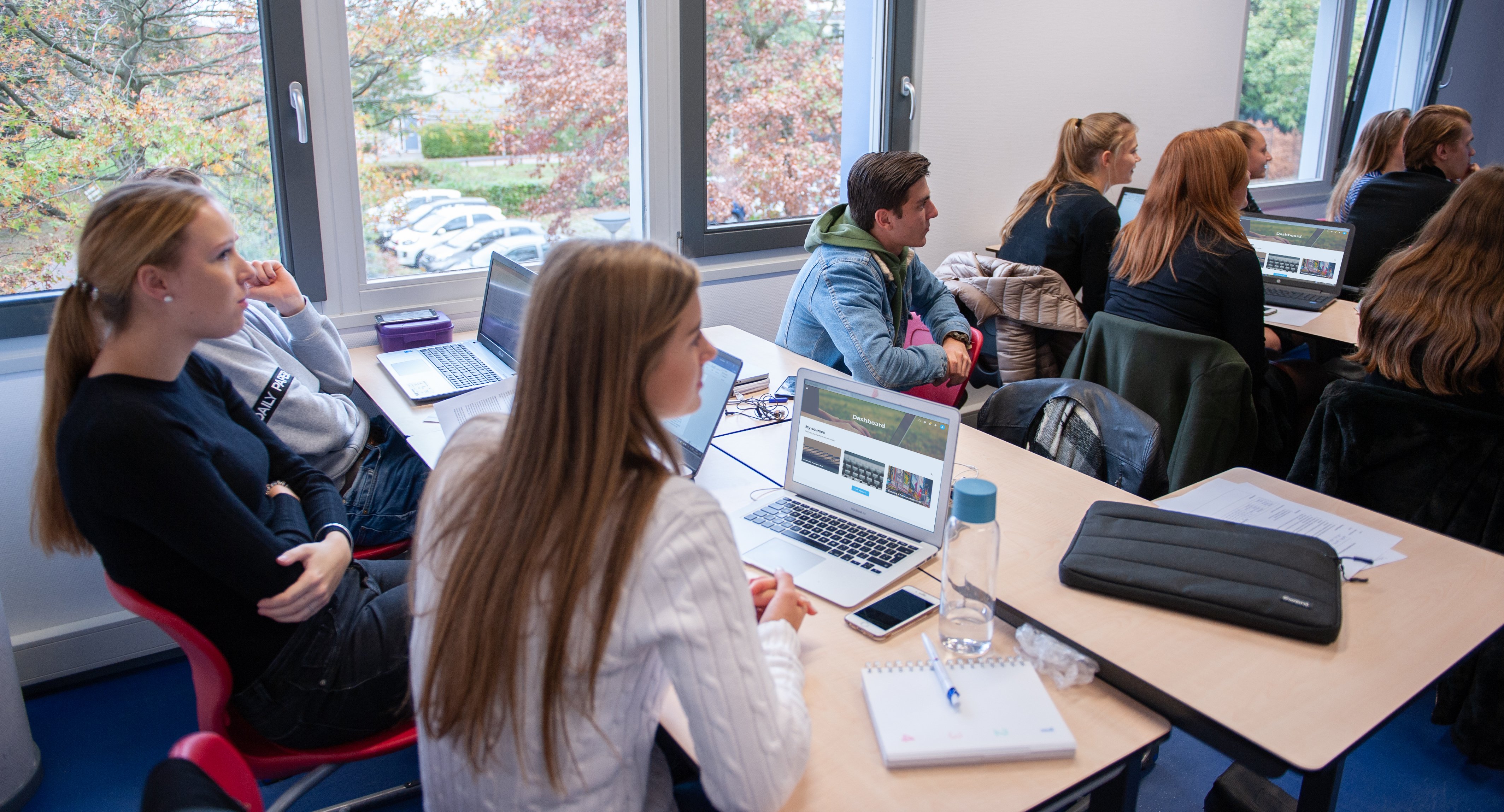 Edumundo raises 1.2 million to improve higher education industry